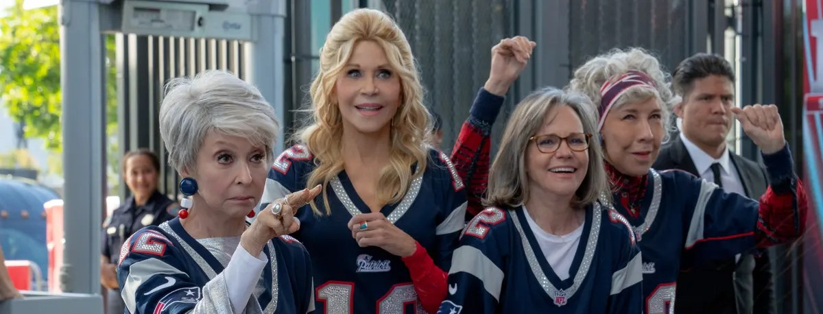 80 For Brady – Review – Just A Little Bit Random